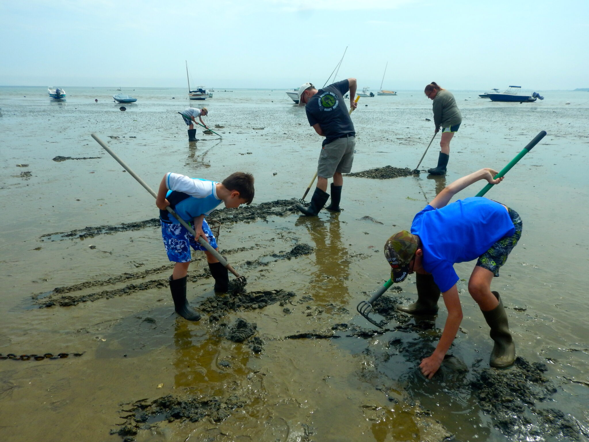 Clamming Today – Baymen Guide Service, Inc. & Baymen Charters